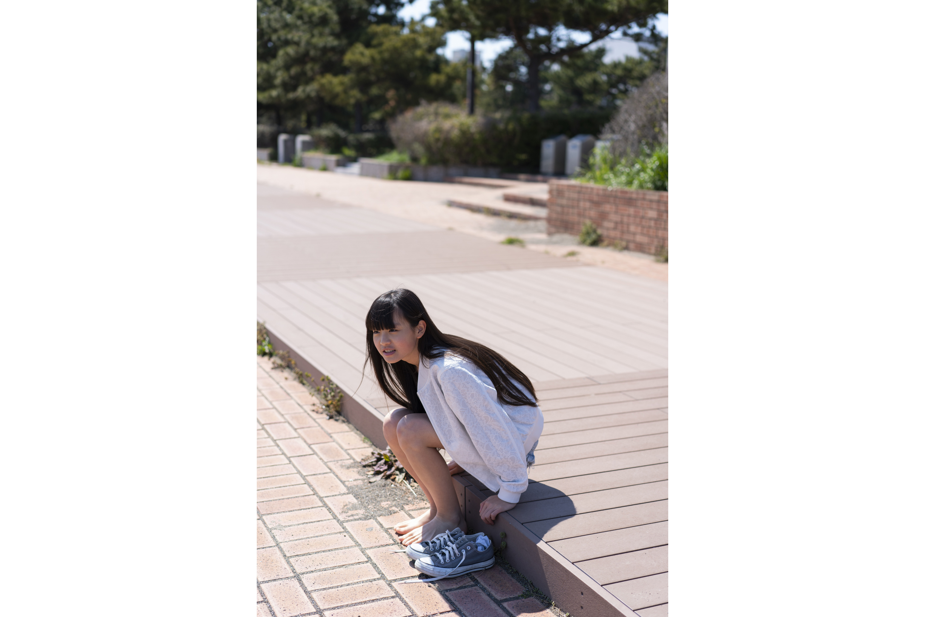 丸本凛「うみだー！」 | Negative Pop