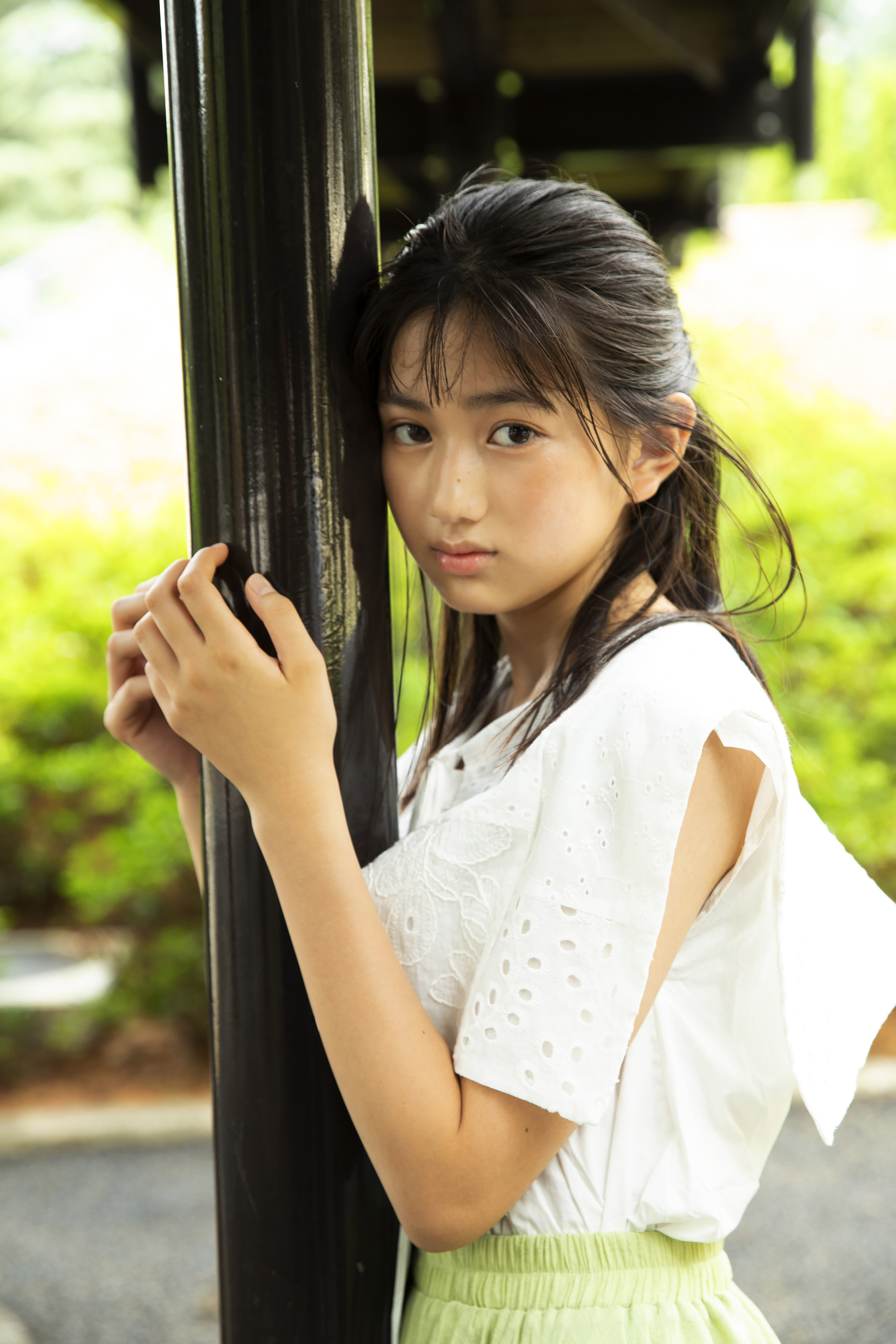 6_sara_5_re | Negative Pop